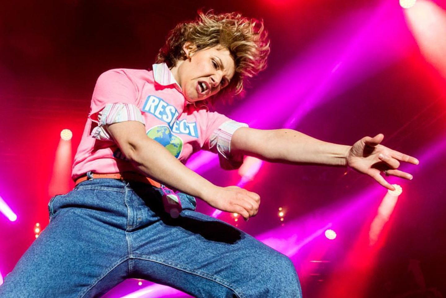 Guitarra aérea | ANTROPOLOGÍA URBANA